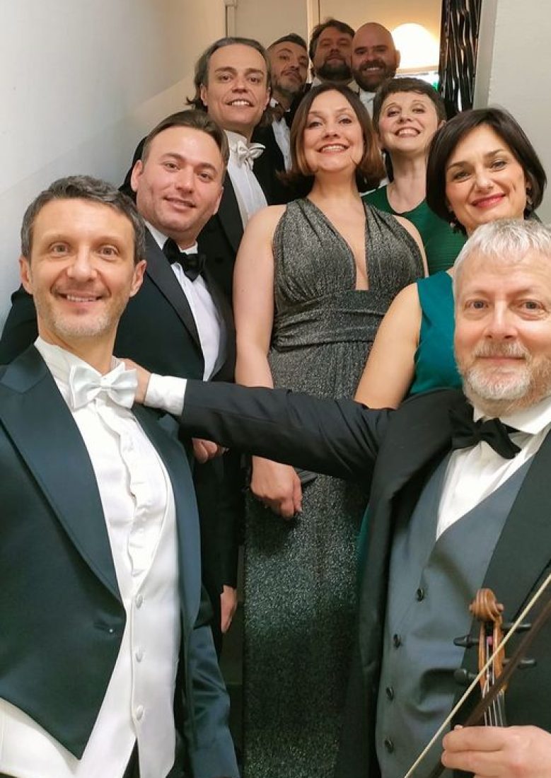 ROBERTA INVERNIZZI (Soprano), VALENTINO BUZZA (Tenor), FILIPPO MINECCIA ...